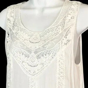 Forgotten Grace | Tops | Forgotten Grace White Crochet Lace Boho ...